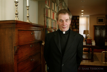 Kom Ook Jongerenavonden - Priester Antoine Bodar!